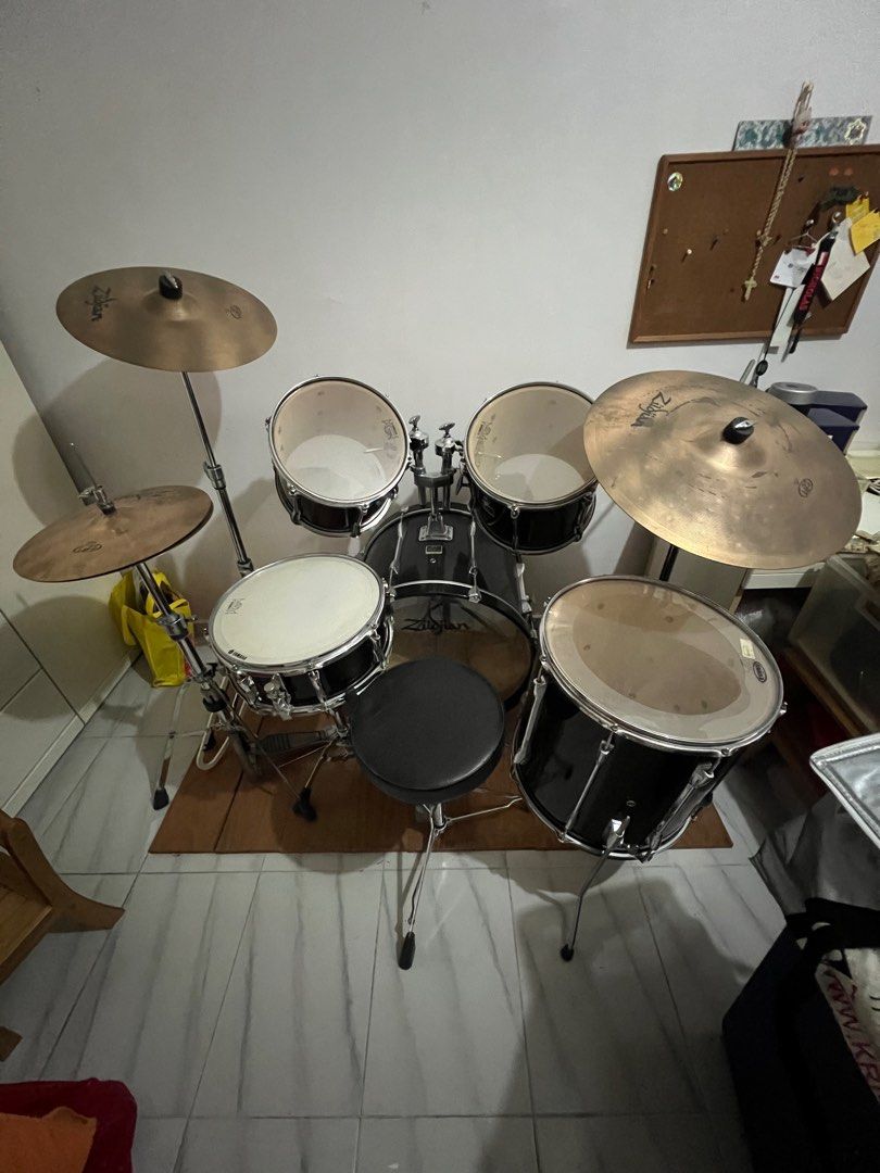 Zildjian drum set, Hobbies & Toys, Music & Media, Musical Instruments ...