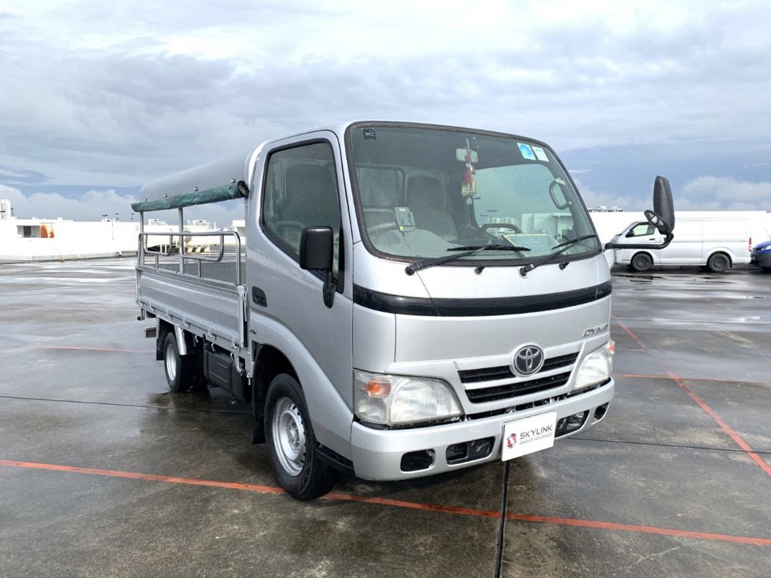 2nd-hand Toyota Dyna 10 Feet Truck for Sales, Cars, Commercial Vehicles ...