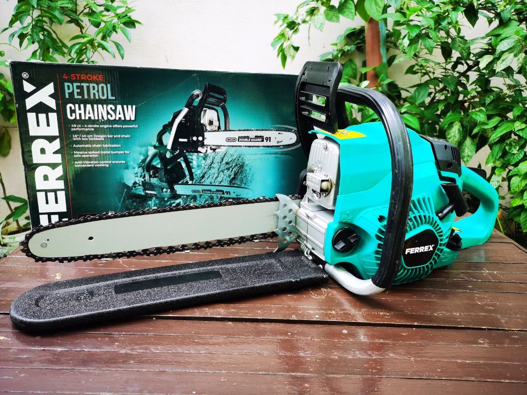 4 stroke chainsaw, Commercial & Industrial, Construction Tools ...