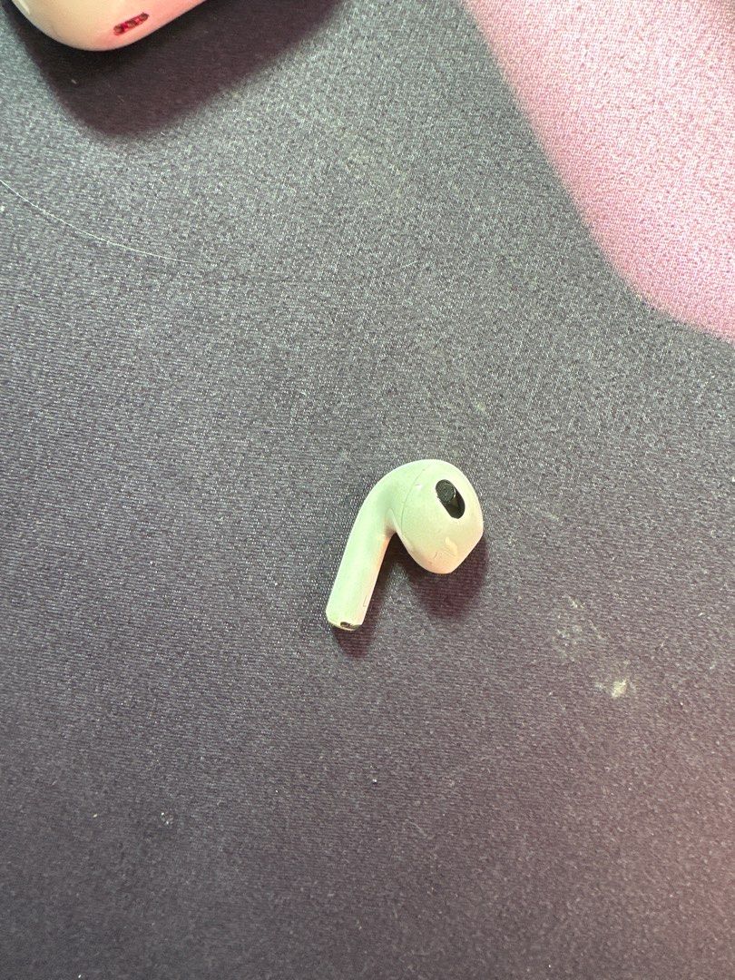 airpods generation 3 left side buds only, Mobile Phones & Gadgets ...