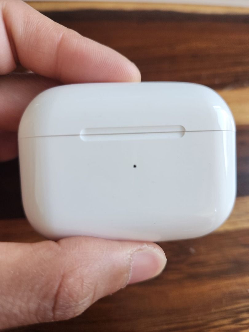 Airpods Pro with Wireless Charging Case, Model A2190, Audio, Earphones ...