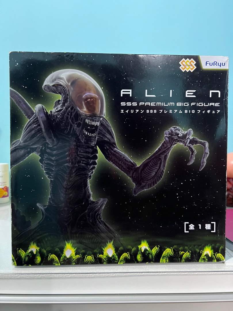 Alien Figurine, Hobbies & Toys, Toys & Games on Carousell