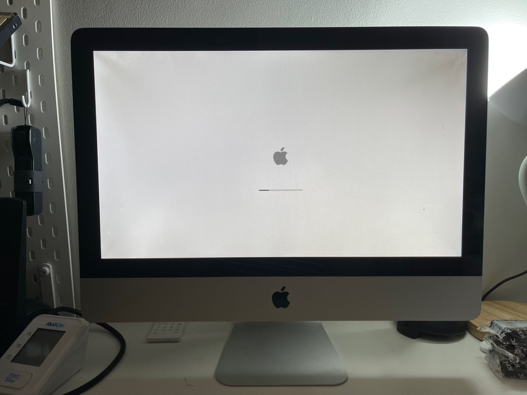 Apple Mac iMac 21.5 inch, Mid 2011 12GB Ram 500GB HDD on Carousell