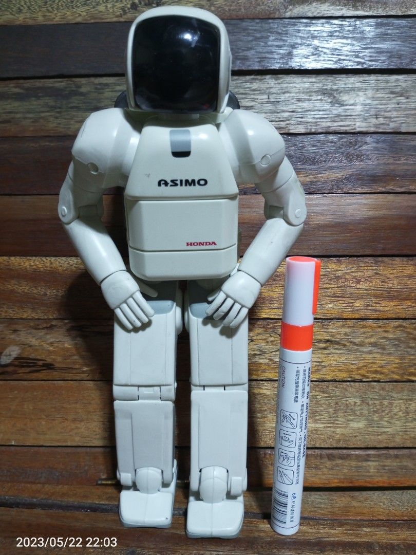 asimo alarm clock, Hobbies & Toys, Toys & Games on Carousell