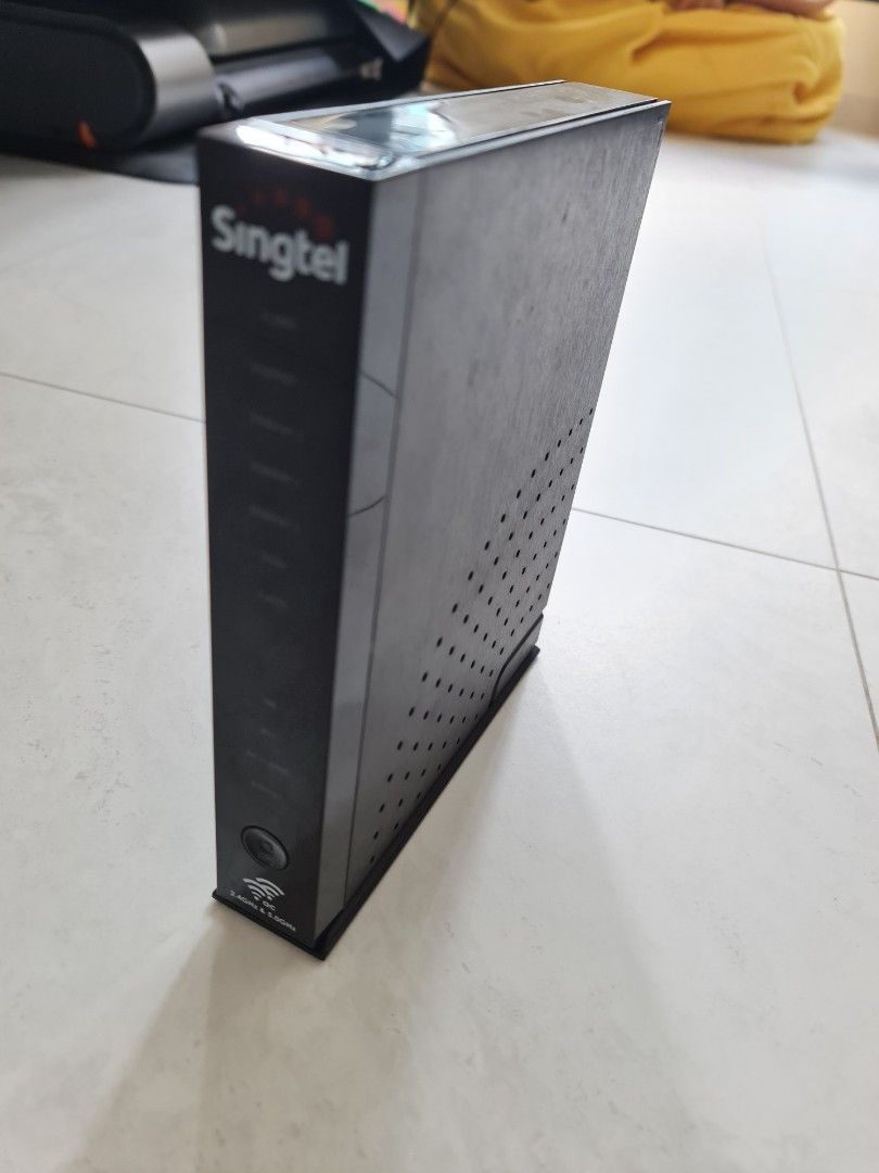 Aztech (Singtel) FG7003GR(AC) Wireless Router, Computers & Tech, Parts ...