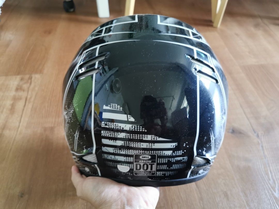 Bell Arrow Full Face Helmet, Motorcycles, Motorcycle Apparel on Carousell
