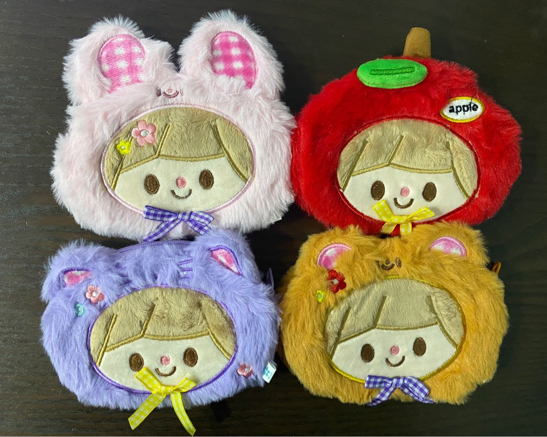 BN Furry Pouch (Funclaw), Women's Fashion, Bags & Wallets, Purses ...