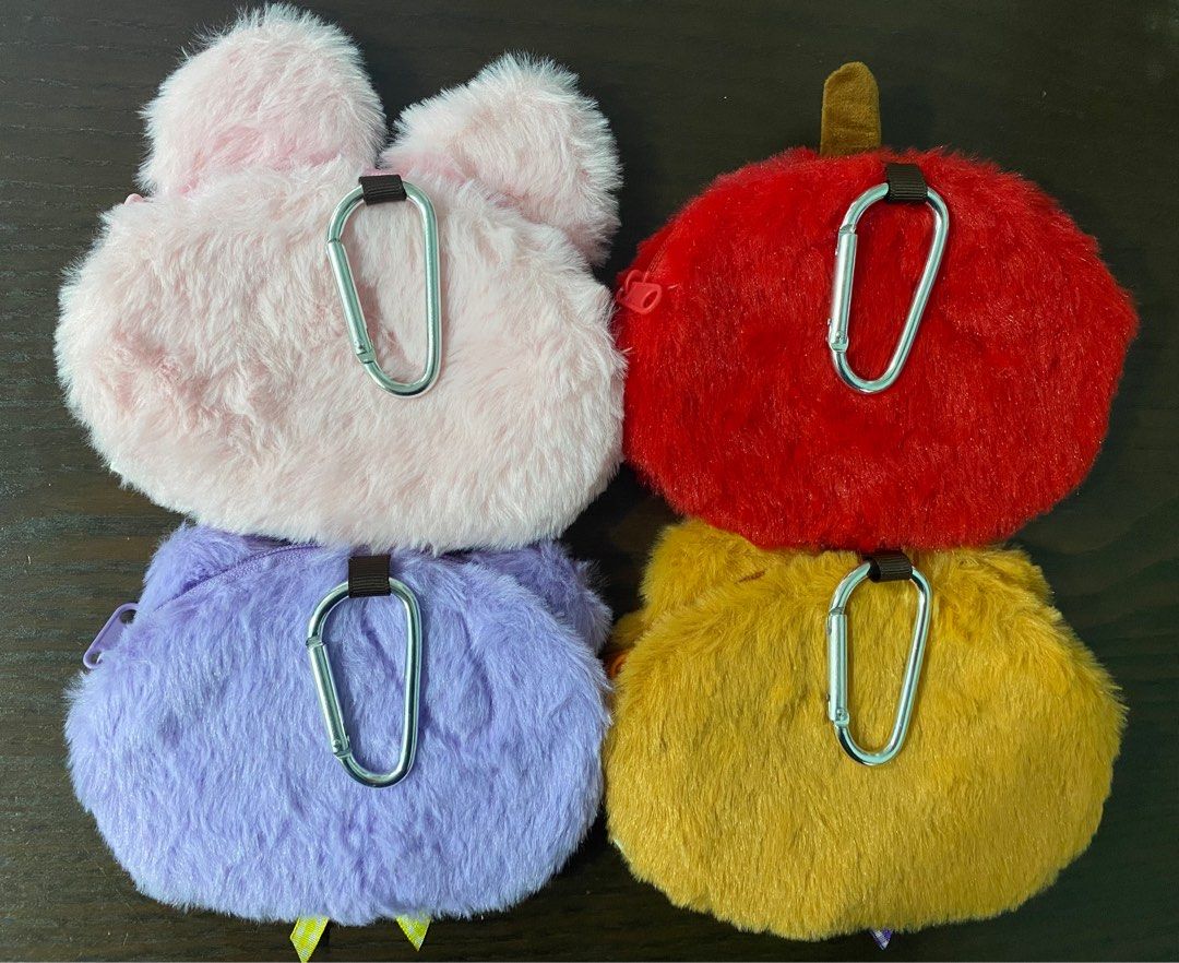 BN Furry Pouch (Funclaw), Women's Fashion, Bags & Wallets, Purses ...