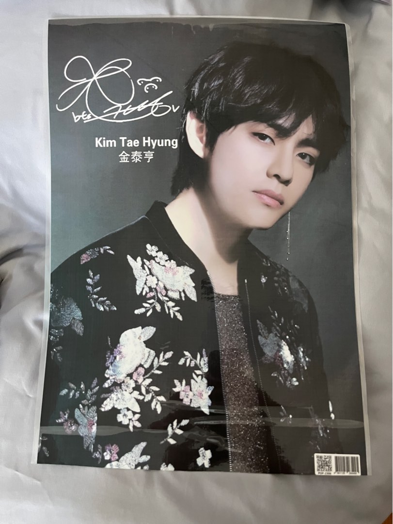 BTS V poster, Hobbies & Toys, Memorabilia & Collectibles, K-Wave on ...