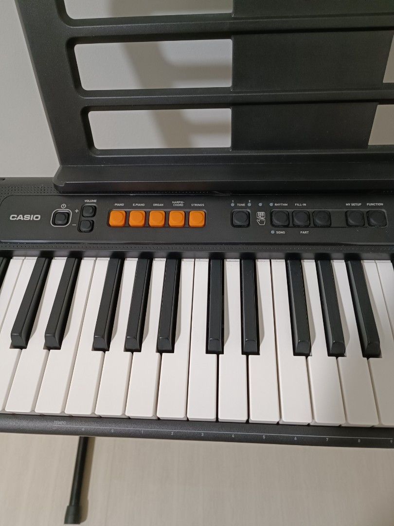 Casio Electronic Keyboard CT-S100, Hobbies & Toys, Music & Media ...