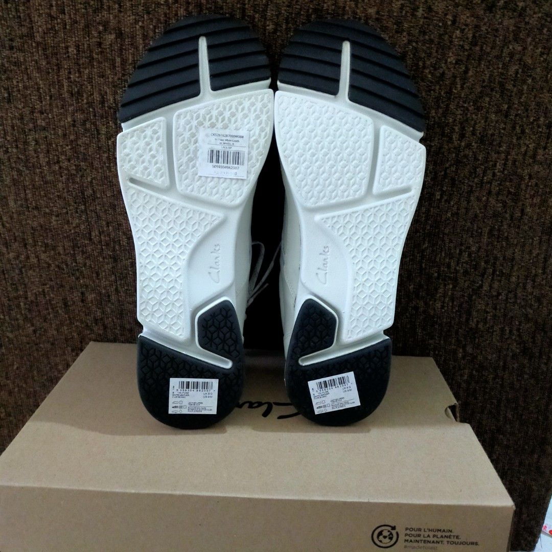 Clarks Tri Fuse, Fesyen Pria, Sepatu , Sneakers di Carousell