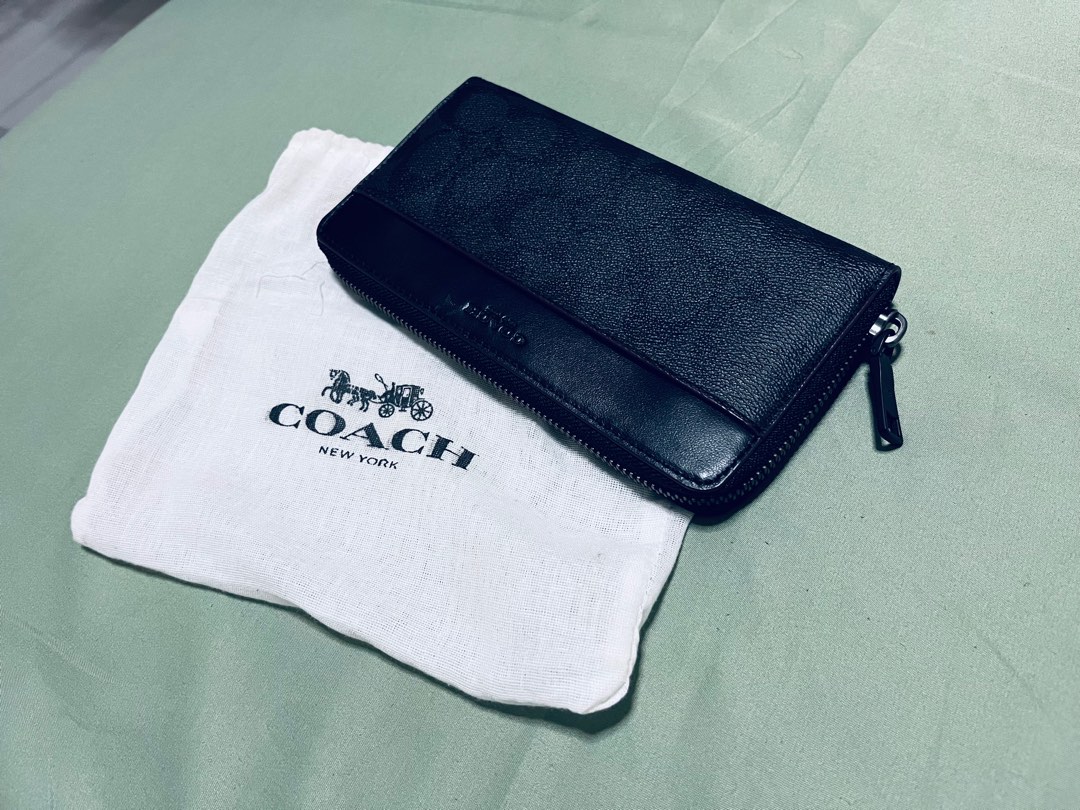 COACH ACCORDION SIGNATURE ZIP ROUND WALLET, Luxury, Bags & Wallets on ...