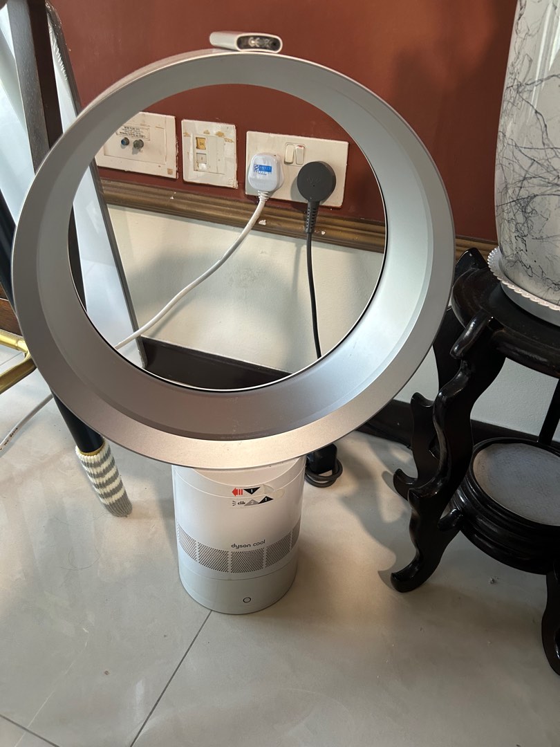 Dyson Fan - light wind speed, Furniture & Home Living, Lighting & Fans ...