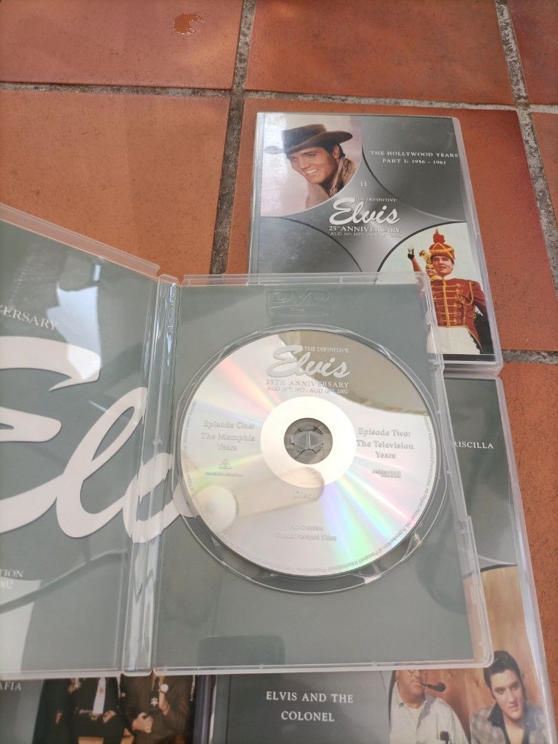 Elvis - The Definitive Collection (8 DVD Set), Hobbies & Toys, Music ...