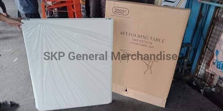 Foldable Table by Zooey, Furniture & Home Living, Furniture, Tables ...