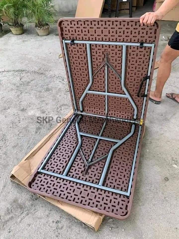 Foldable Table by Zooey, Furniture & Home Living, Furniture, Tables ...