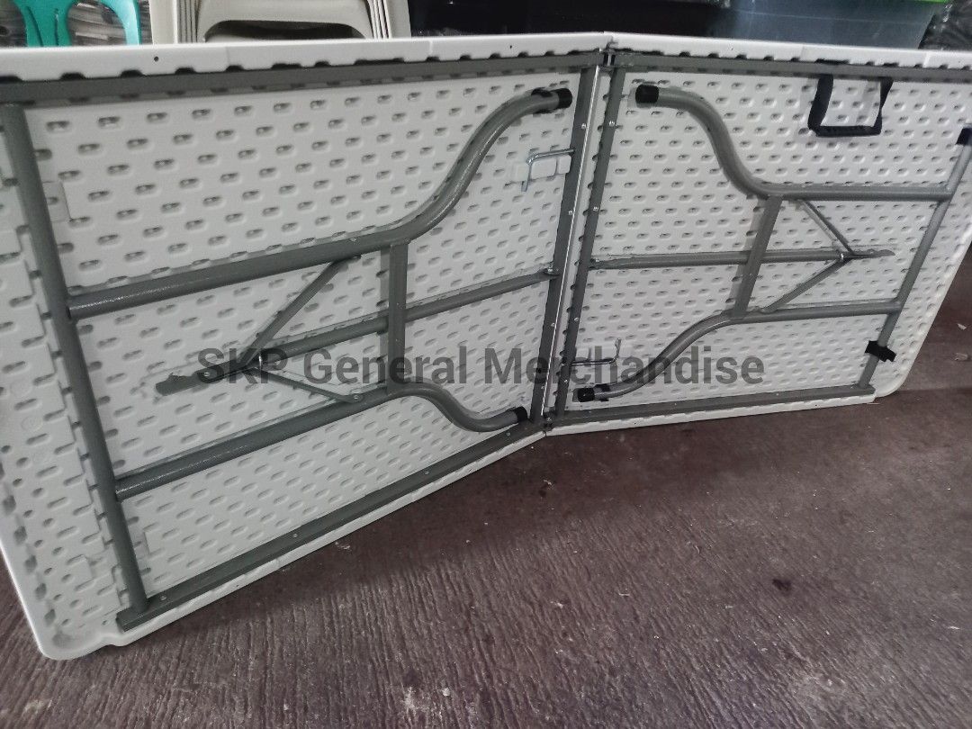 Foldable Table by Zooey, Furniture & Home Living, Furniture, Tables ...