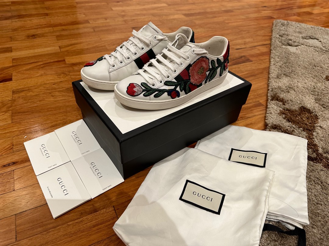 Gucci Ace Floral Embroidered Sneakers on Carousell