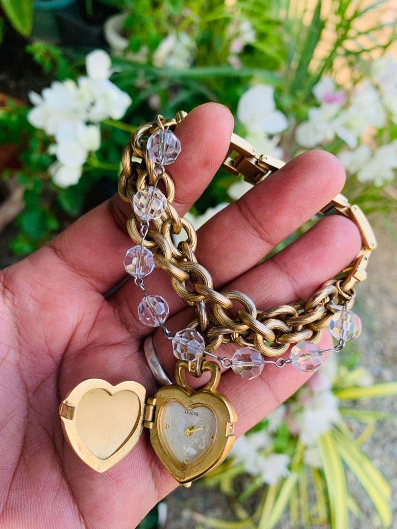 Guess charm bracelet watch 2800, Women's Fashion, Watches & Accessories, Watches on Carousell
