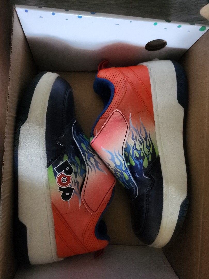 Heelys pop aero, Babies & Kids, Babies & Kids Fashion on Carousell