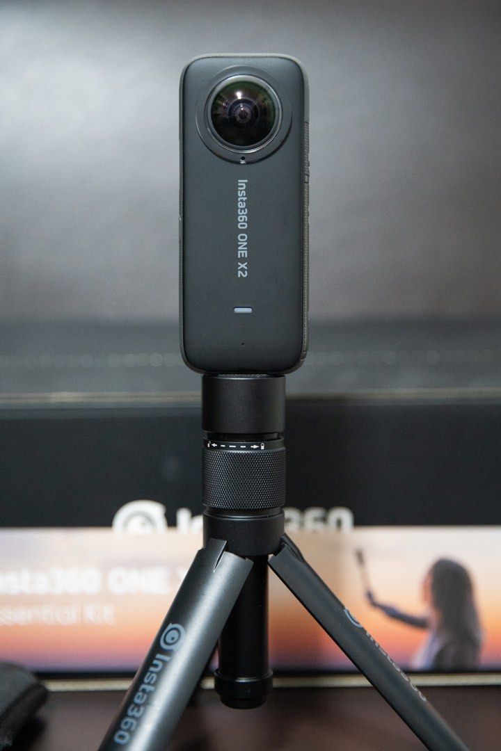 Insta 360 X2 Essential Kit, Photography, Cameras on Carousell