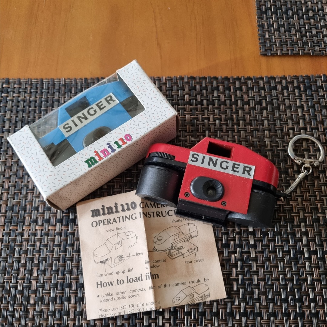 Keychain mini film camera 110 format, Photography, Cameras on Carousell