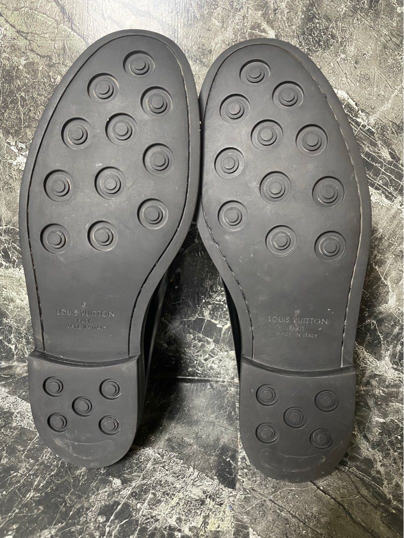 Louis vuitton major loafer monogram black, Fesyen Pria, Sepatu , Sepatu ...