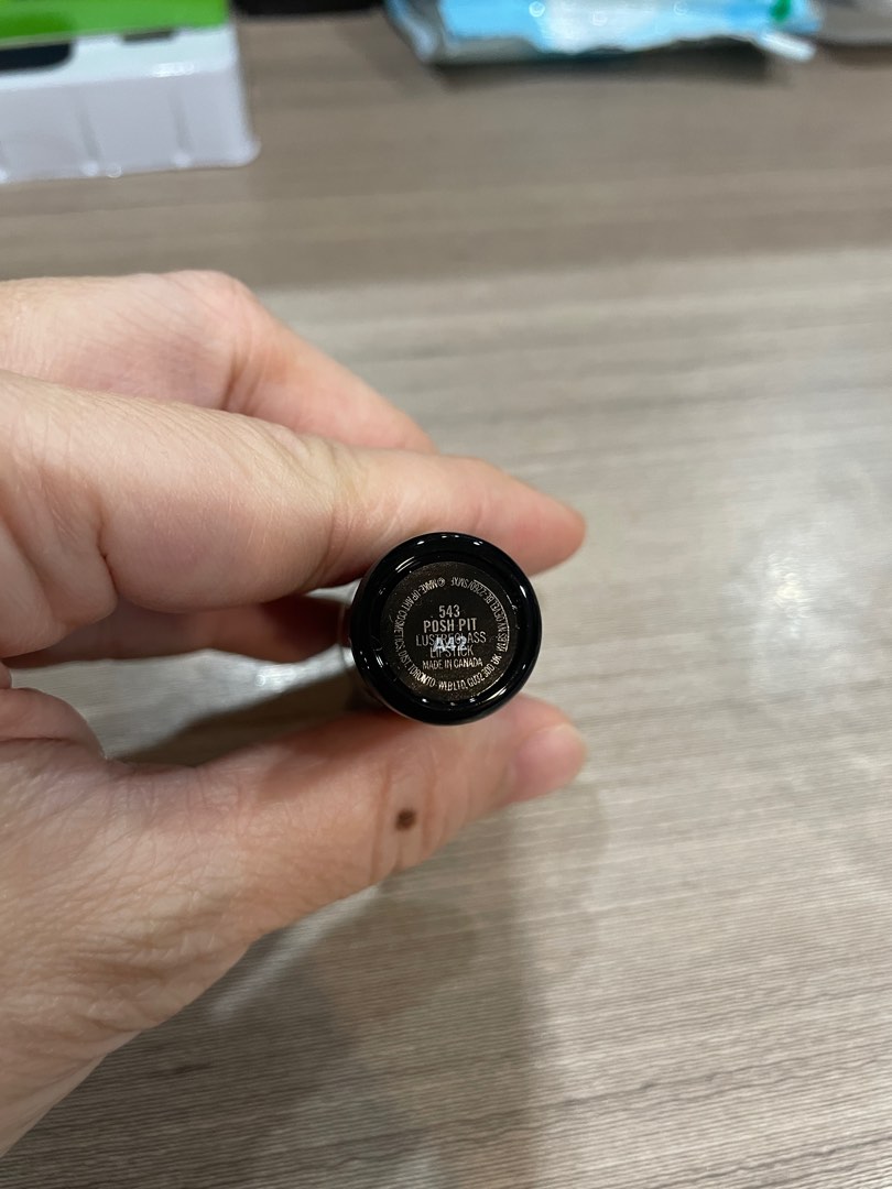 Mac posh pit on Carousell