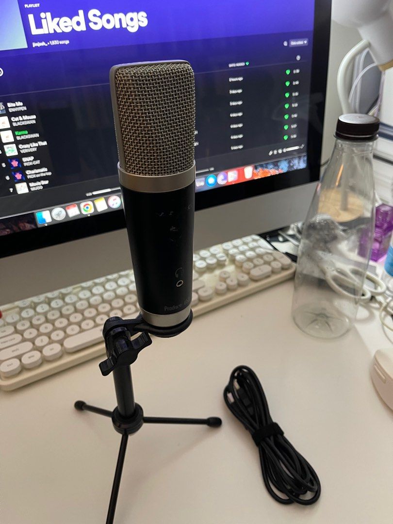 M-AUDIO Vocal Studio Producer Mic on Carousell