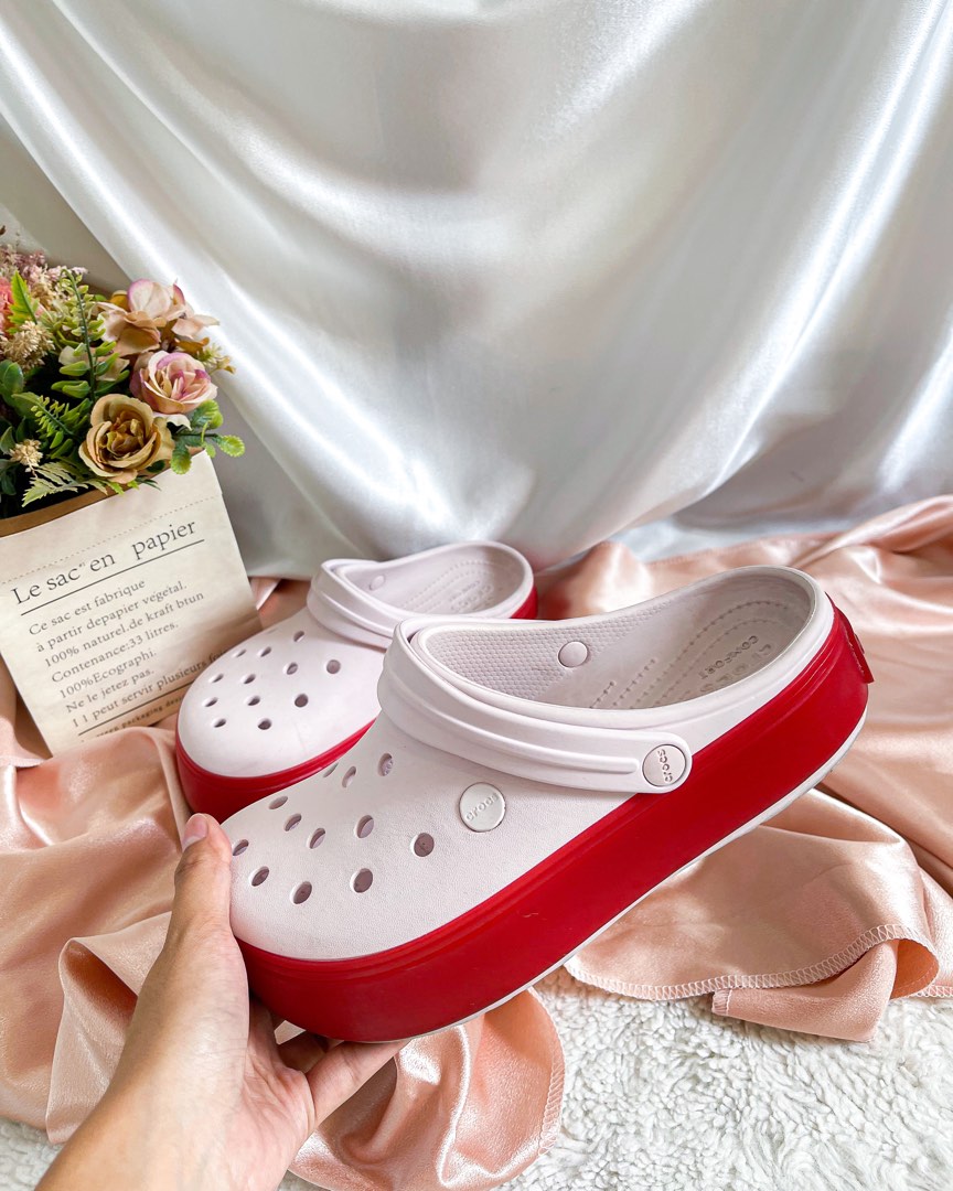Original Crocs Platform (HK), Women's Fashion, Footwear, Slippers and ...