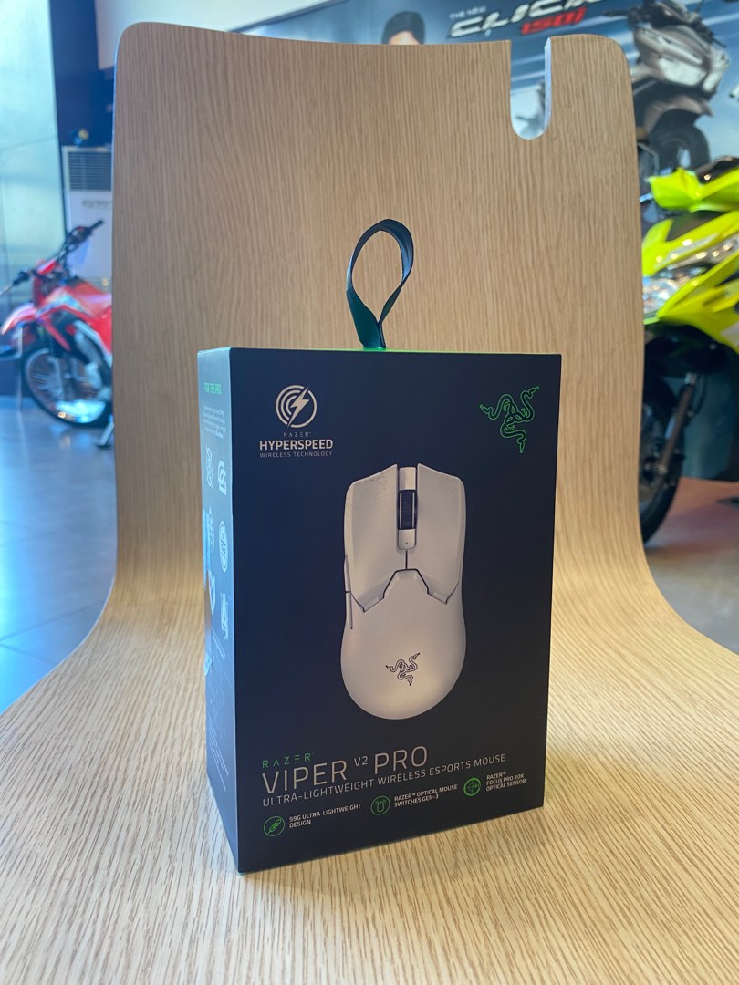 Razer Viper V2 Pro Mouse and Blackshark V2 Pro Headset, Computers ...