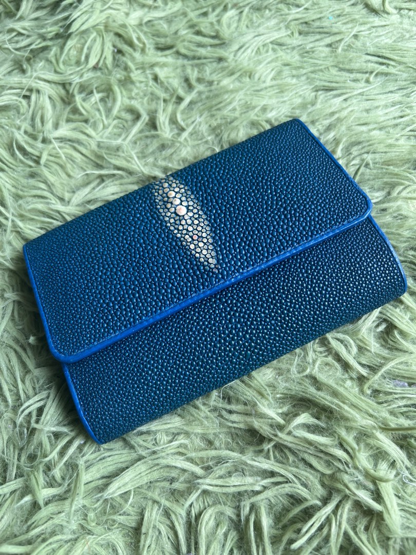 Stingray skin wallet, Women's Fashion, Bags & Wallets, Wallets & Card ...