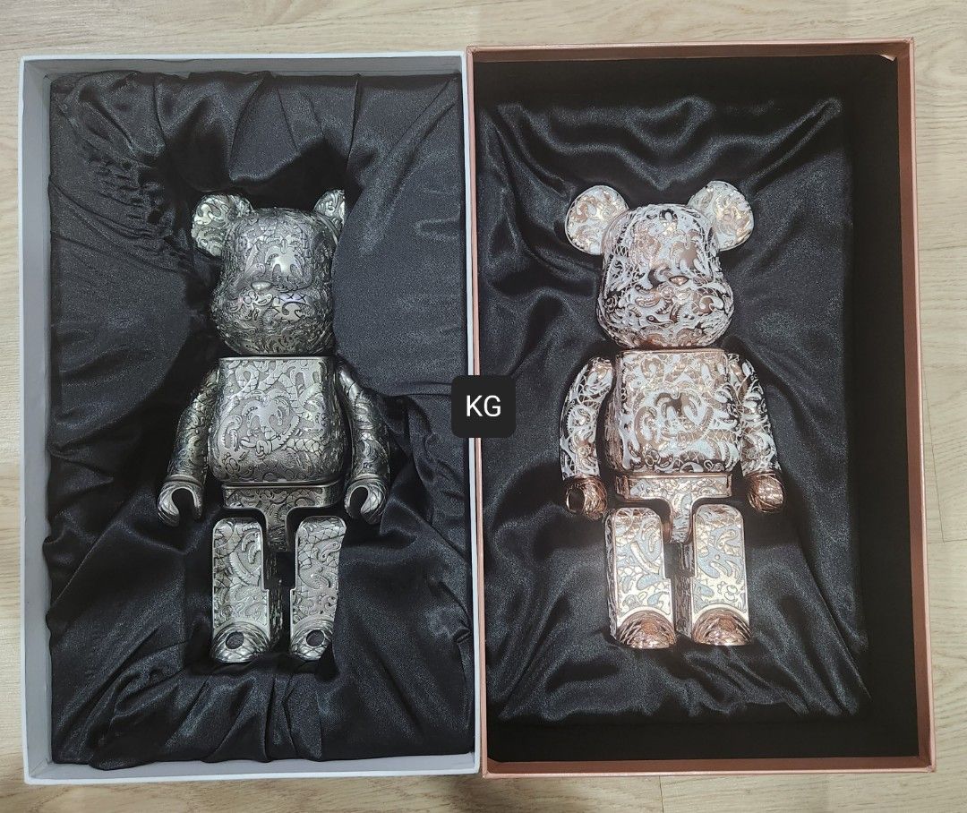 Royal Selangor X Steven Harrington Bearbrick 400% Original & Rose Pink ...
