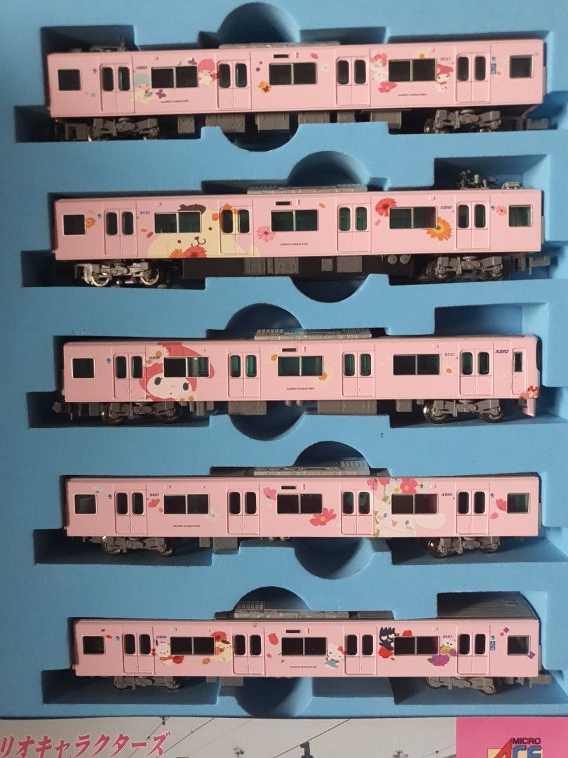 Sanrio Characters Full Wrapping Train - 10 Car Set A7474 Model Railroad ...