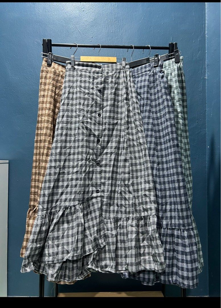 Skrit, Women's Fashion, Bottoms, Skirts on Carousell