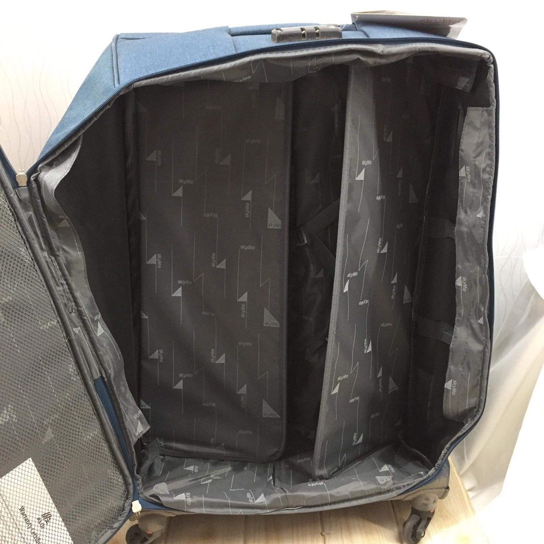 SKYLITE 73cm Spinner Trolleycase Luggage, Hobbies & Toys, Travel, Luggage on Carousell