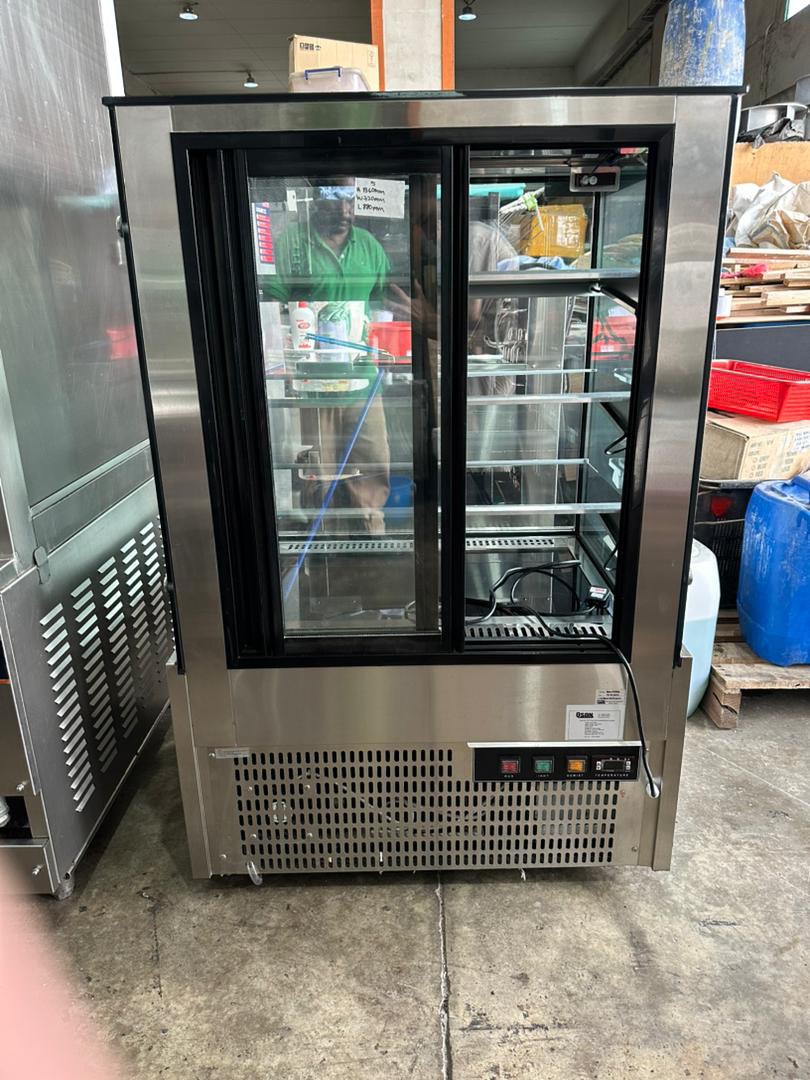 Sliding door chiller for fruit or cake, TV & Home Appliances, Kitchen ...