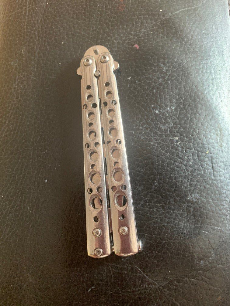 Stainless Balisong Trainer (Butterfly Knife), Hobbies & Toys, Toys ...