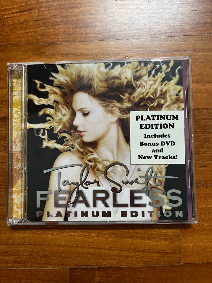 Taylor Swift Fearless platinum edition CD, Hobbies & Toys, Music ...
