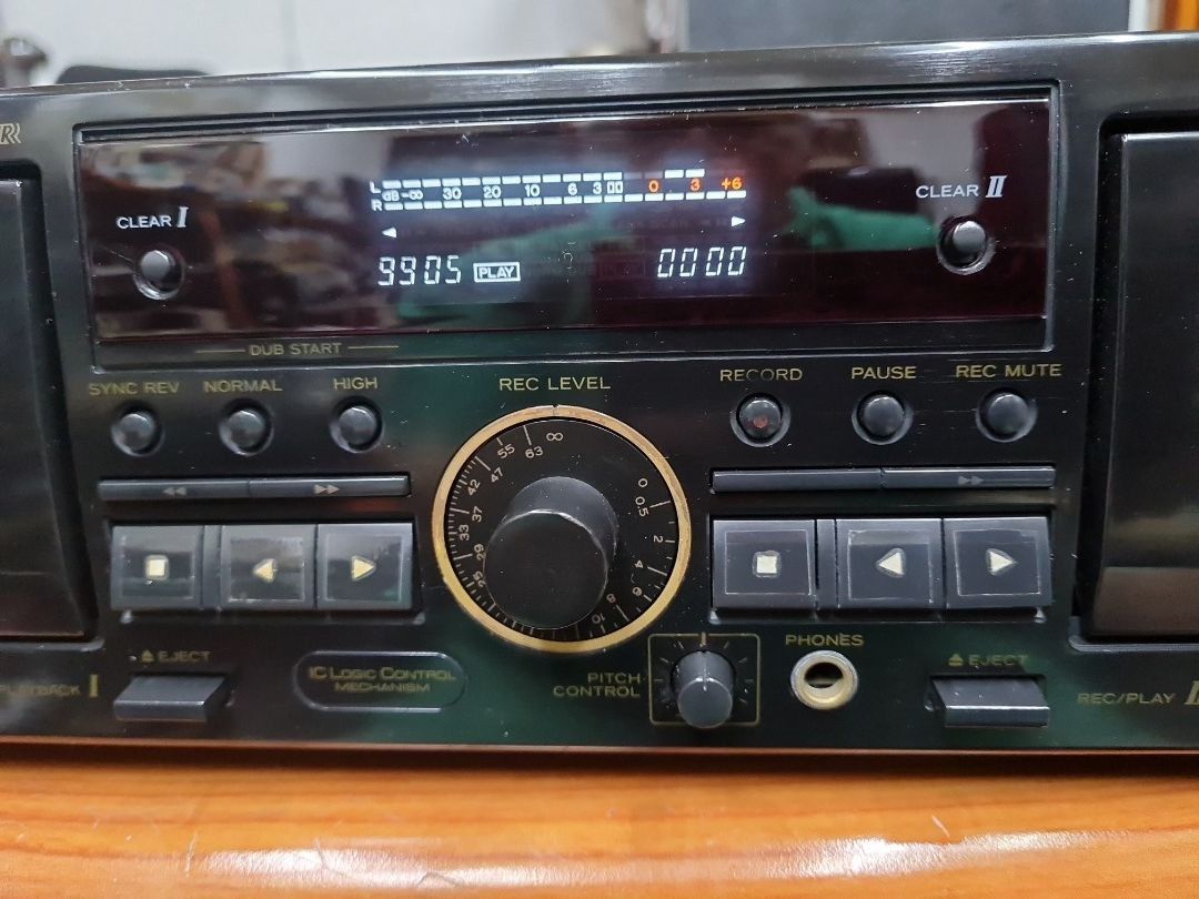 TEAC W-790R Double Cassette Deck, Audio, Other Audio Equipment on Carousell