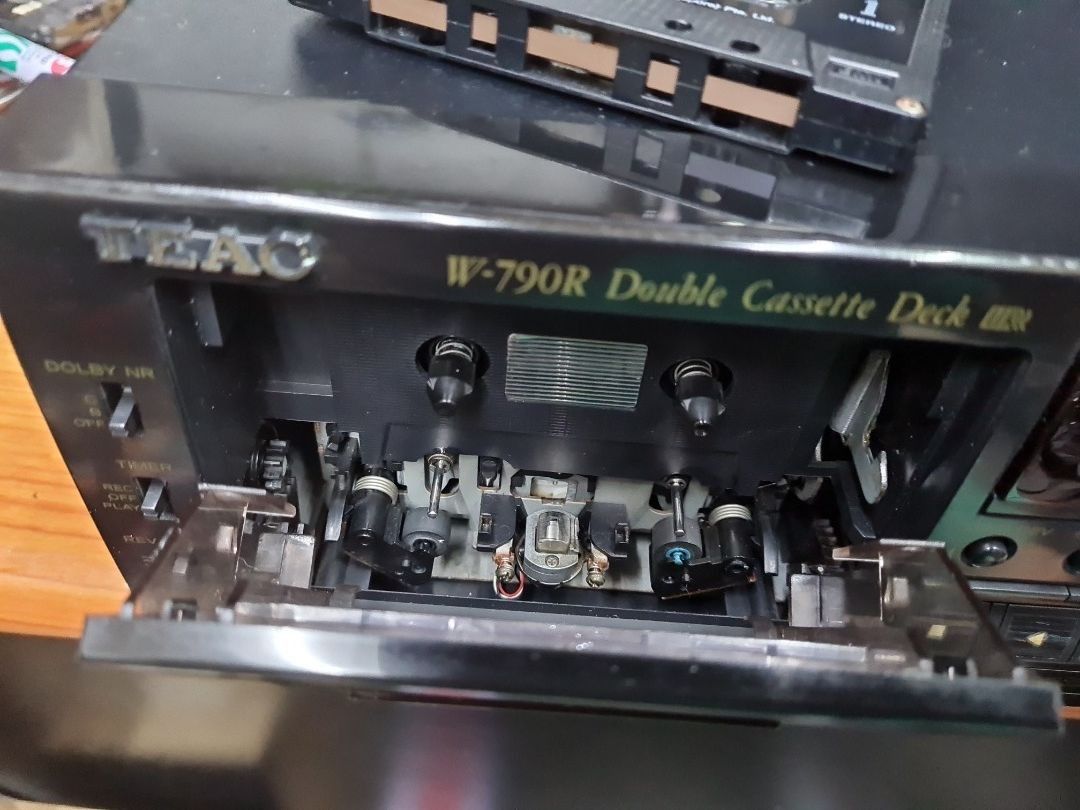 TEAC W-790R Double Cassette Deck, Audio, Other Audio Equipment on Carousell