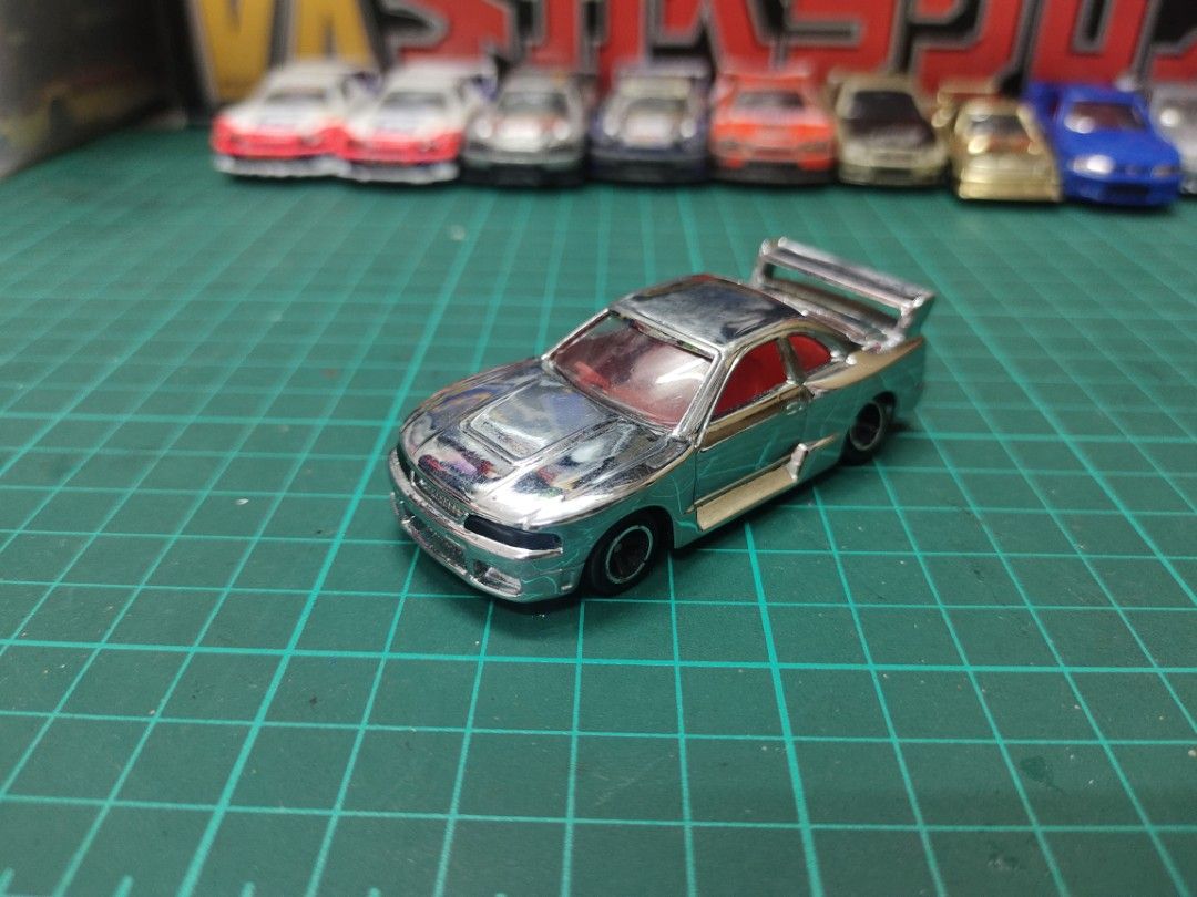 Tomica 1995 nissan skyline gtr r33, Hobbies & Toys, Toys & Games on ...