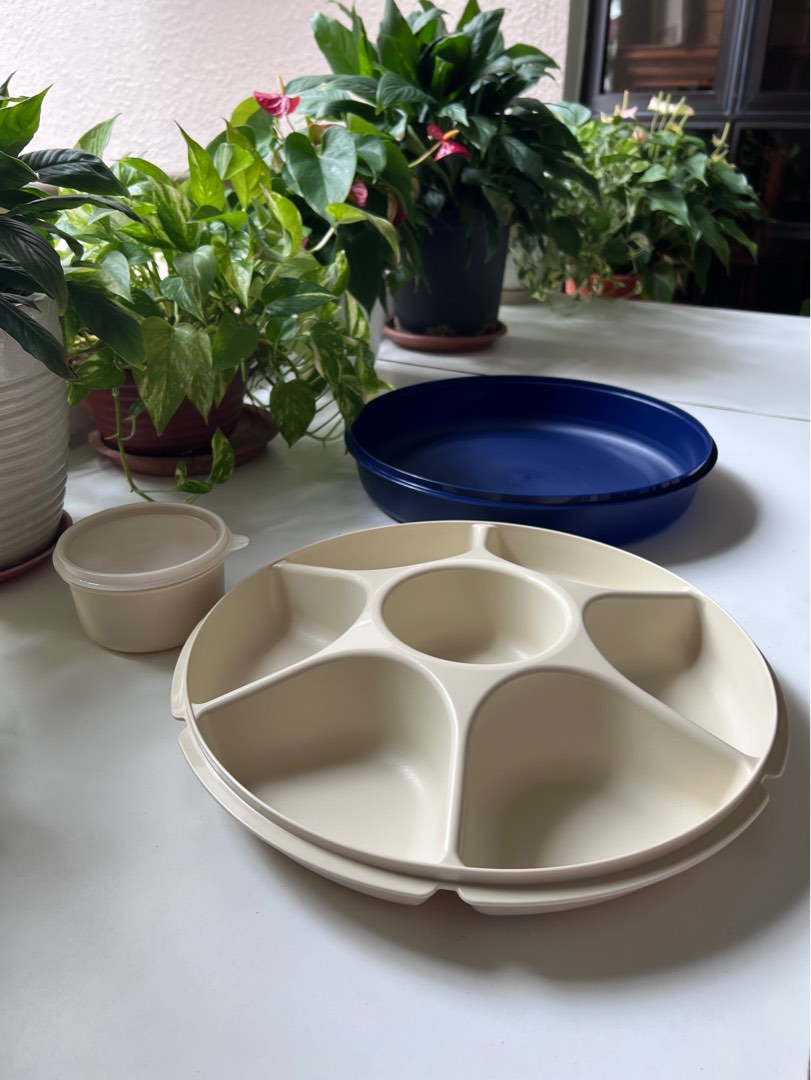 Tupperware multi container set, TV & Home Appliances, Kitchen ...