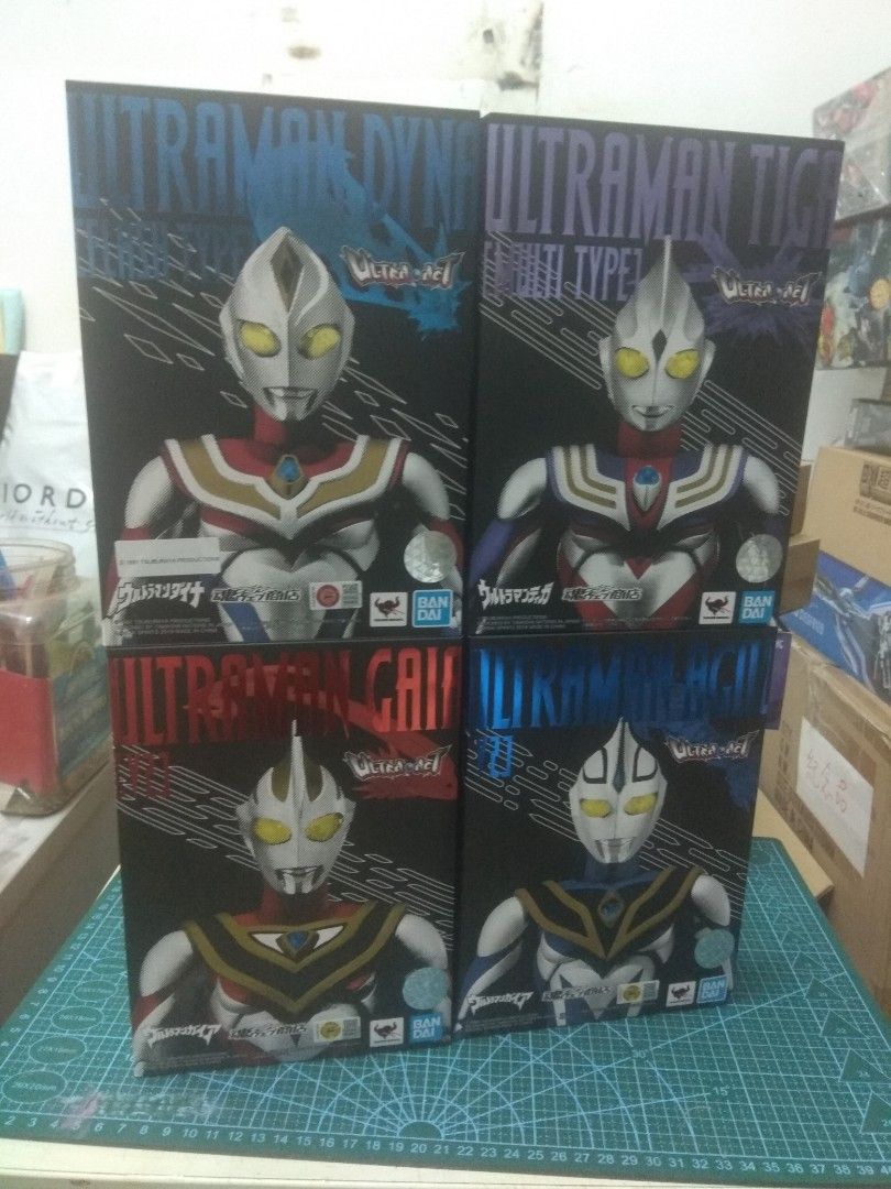 Ultra act Ultraman Gaia V2, agul V2, tiga , dyna, 興趣及遊戲, 玩具 & 遊戲類 ...
