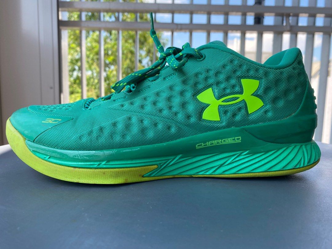 Under Armour Curry 1 Low's, Men's Fashion, Footwear, Sneakers on Carousell