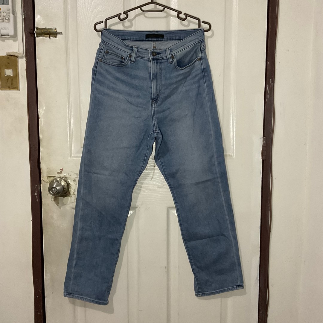 UNIQLO DENIM JEANS | HIGH-RISE | STRAIGH-CUT on Carousell