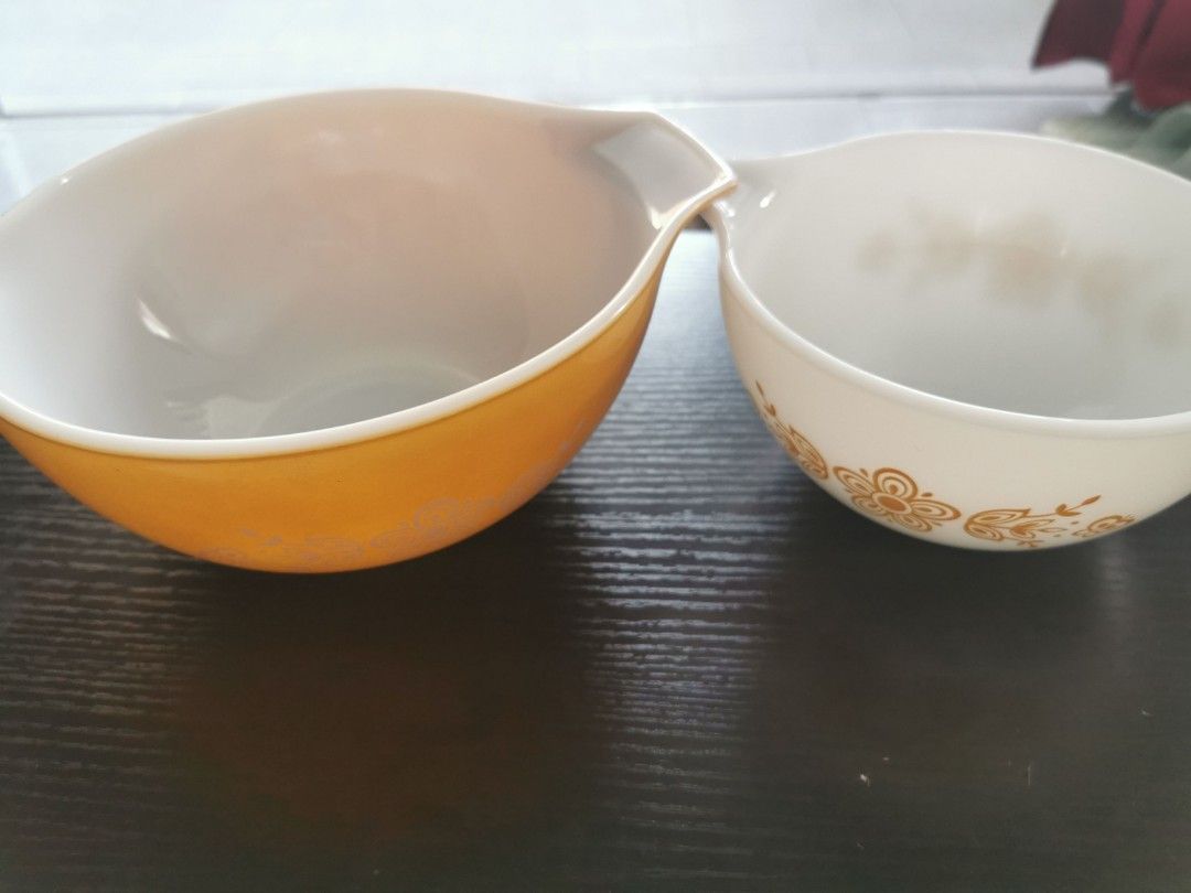 Vintage Pyrex 4 pc bowl set, Furniture & Home Living, Kitchenware ...