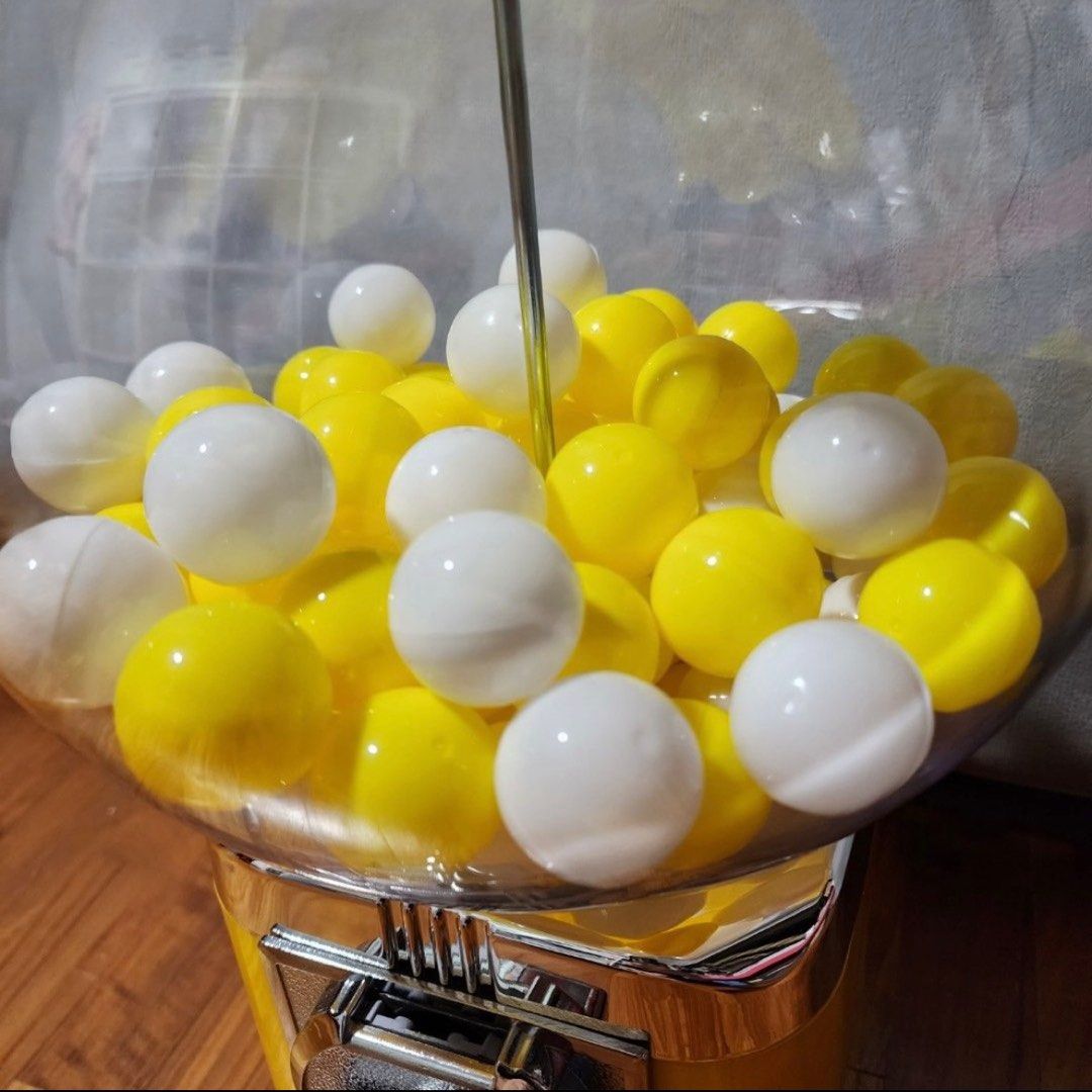Yellow Gumball Machine, Hobbies & Toys, Toys & Games on Carousell