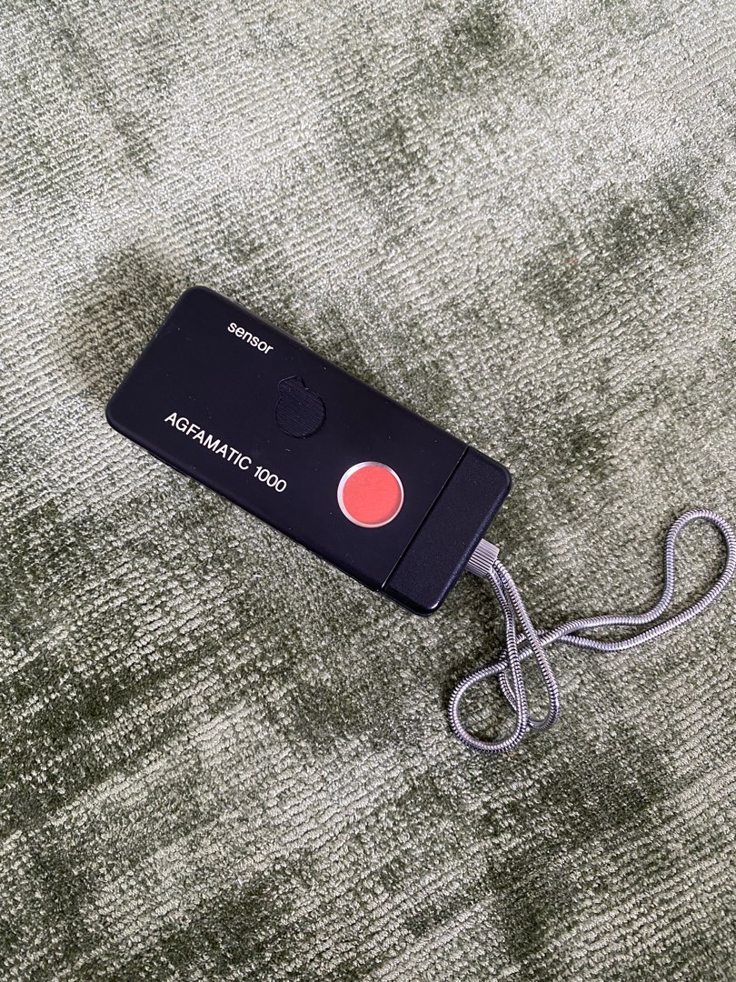 Reserved! 1970s Agfamatic 1000 pocket slim film camera, Photography ...