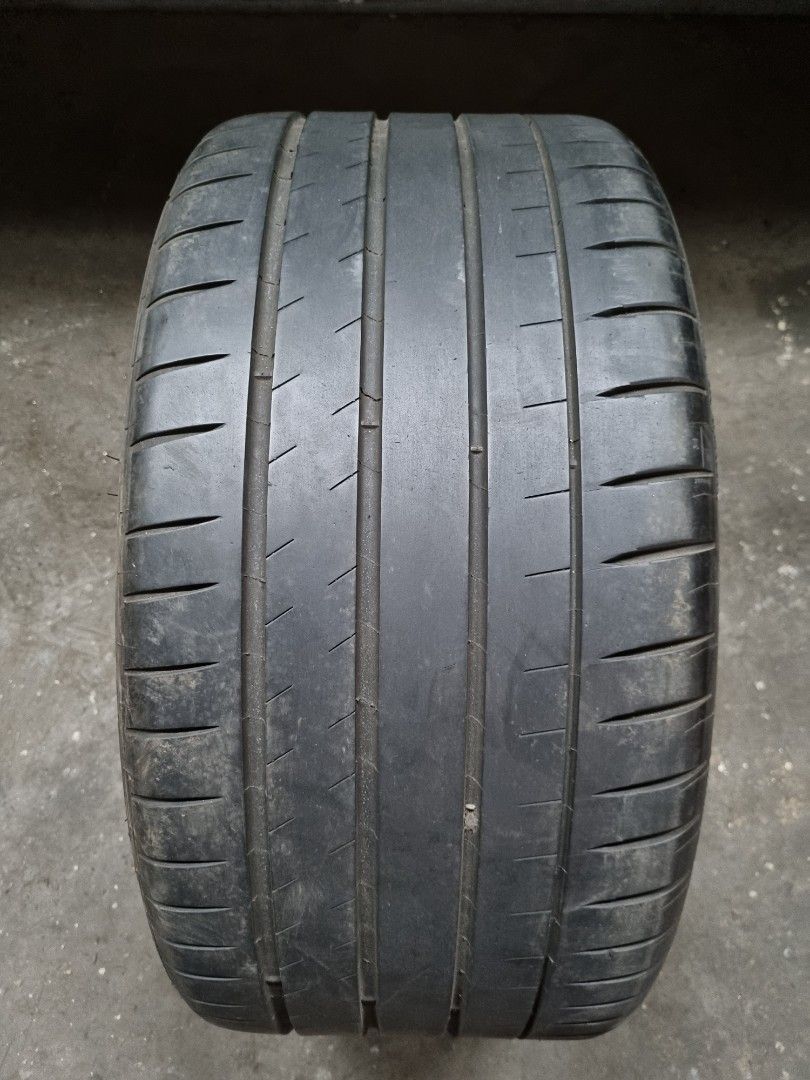 275-35-19 Michelin, Car Accessories, Tyres & Rims on Carousell